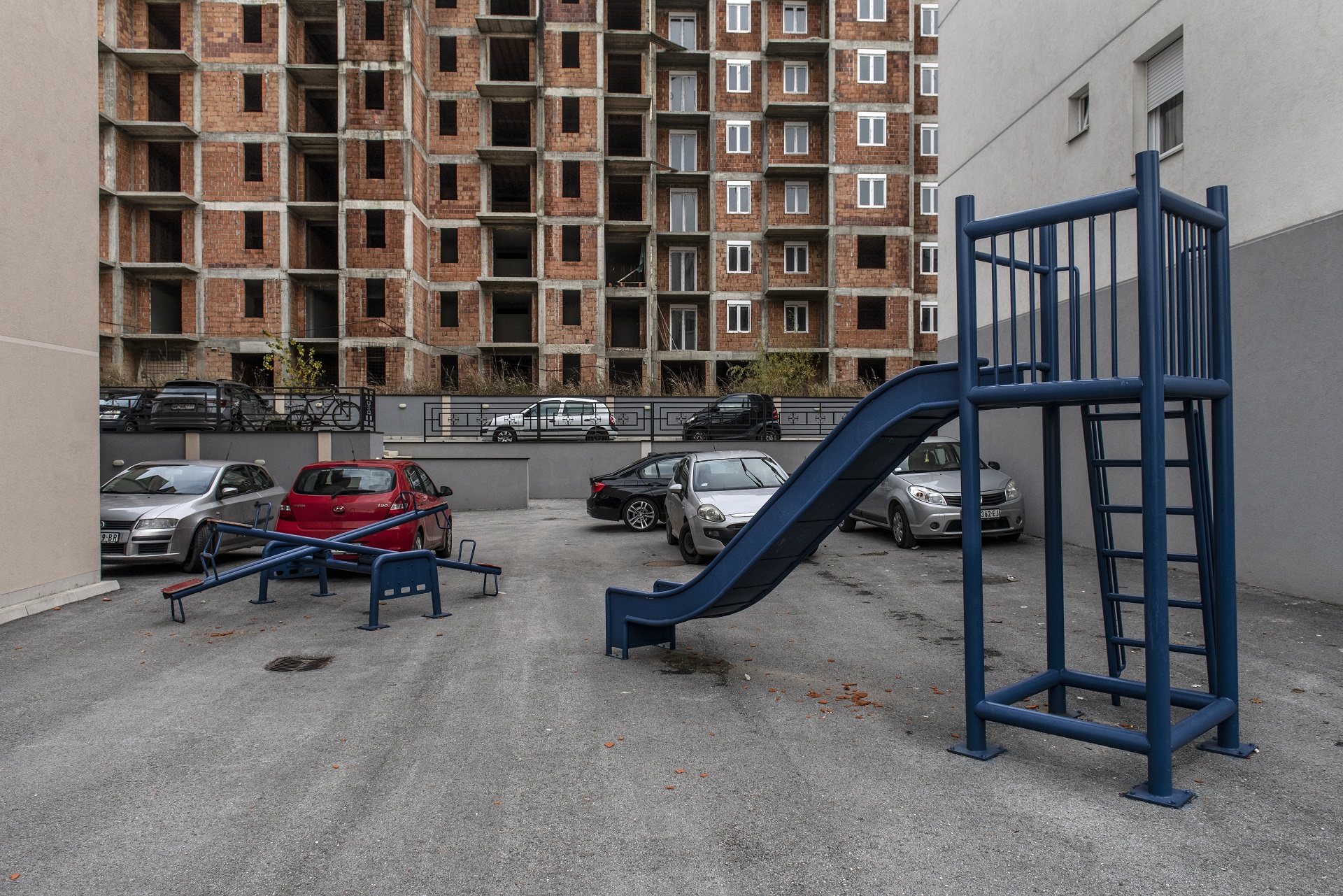 Život u urbanističkom haosu divlje gradnje | BIRN